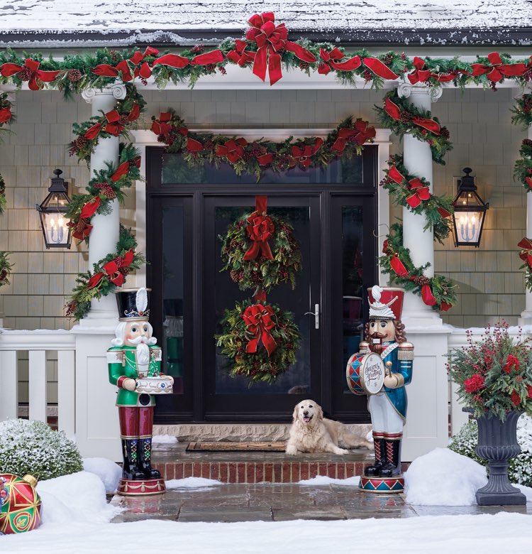 About Us | Frontgate