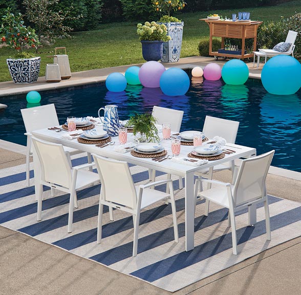 Pool Decor - Pool Floats | Frontgate